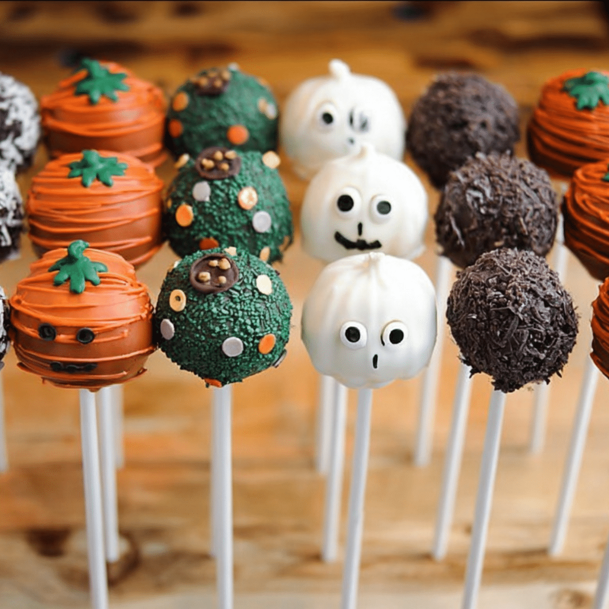 Halloween Cake Pops – Easy & Fun Recipe - The Sisters Cooking