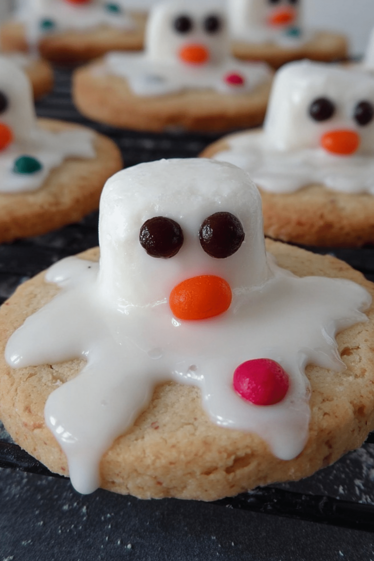 Melted Snowman Biscuits - Best Christmas Cookie Recipe - The Sisters ...